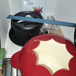 Crofton | Kitchen | New Crofton Heavy Duty Large Party Cast Iron Fondue ...
